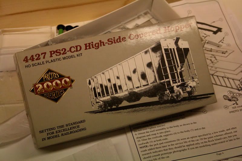 Proto 2000 4427 PS2-CD High-Side Covered Hopper - General Discussion (Model Railroader) - Trains ...