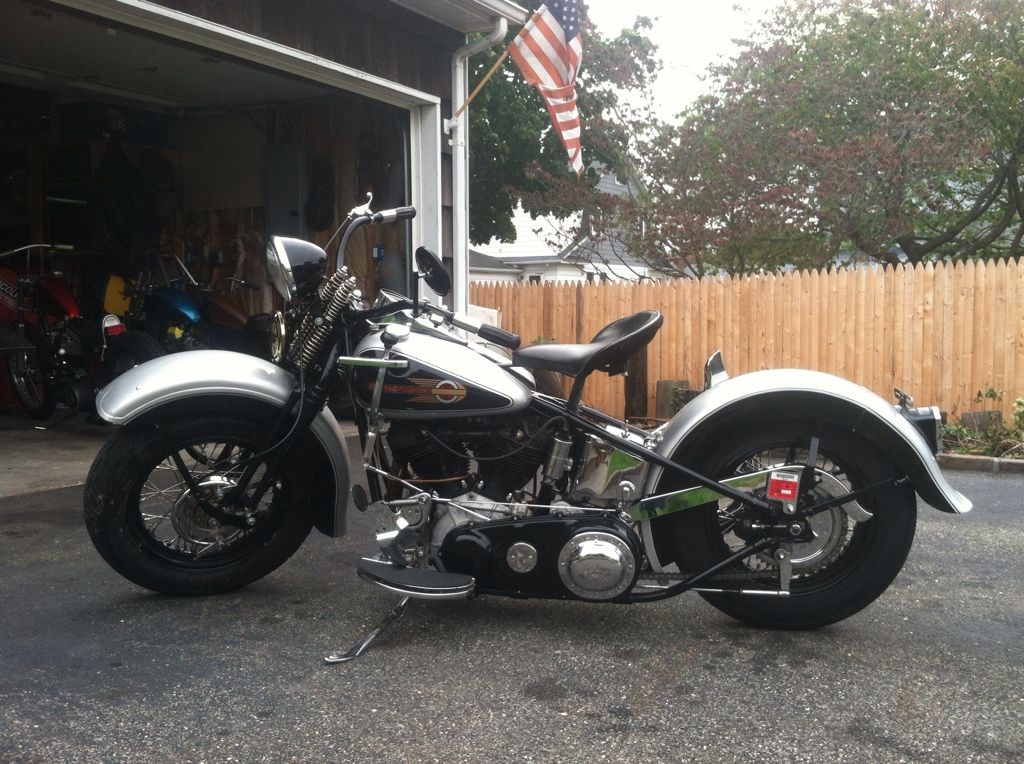 Picked up a new addition yesterday '42 Knucklehead Pics inside | Jockey ...