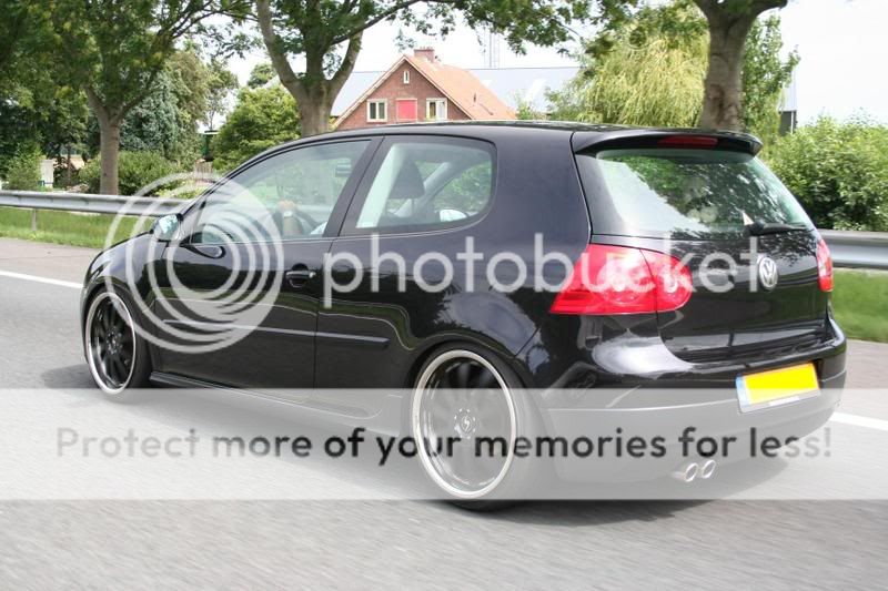 Golf MK5 on air. P6: Custom inbouw! - Projects - Cleaned.be
